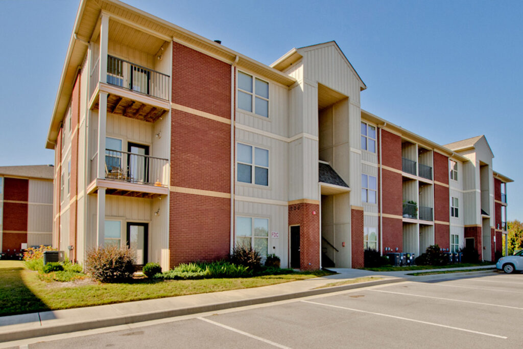 About Us – Eagles Management